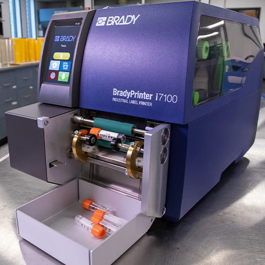 Drucker - Etikettierer / für Fläschchen - BradyPrinter i7100 - Brady ...
