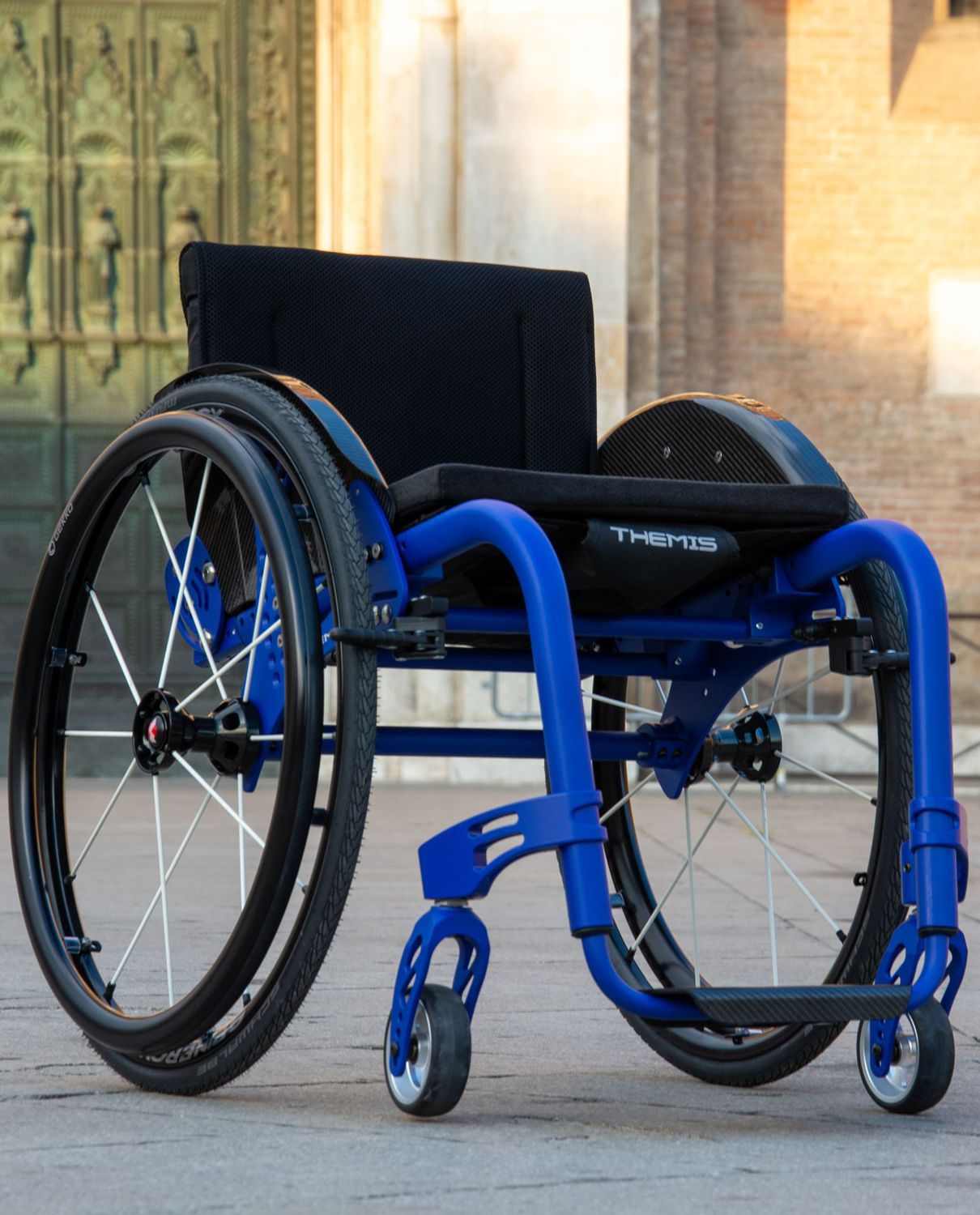 Manueller Rollstuhl - THEMIS - Off Carr - zur Nutzung im Freien ...