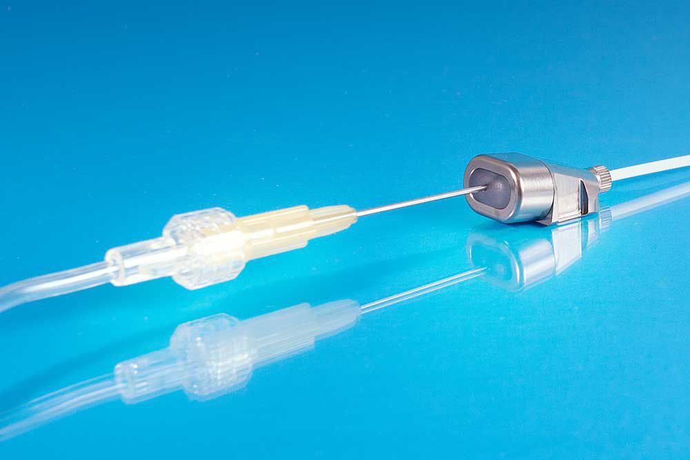 Implantierbares Portkathetersystem / für Venen - TITAN-PORT arm/side ...