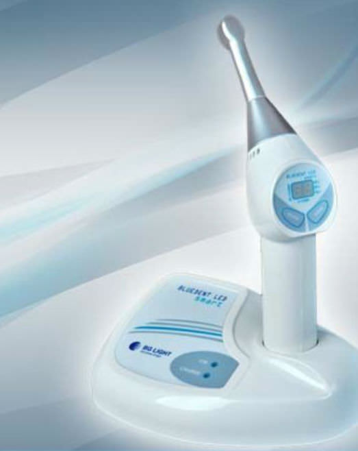 Dental-Polymerisationslampe - BLUEDENT SMART XPRESS - BG LIGHT ...