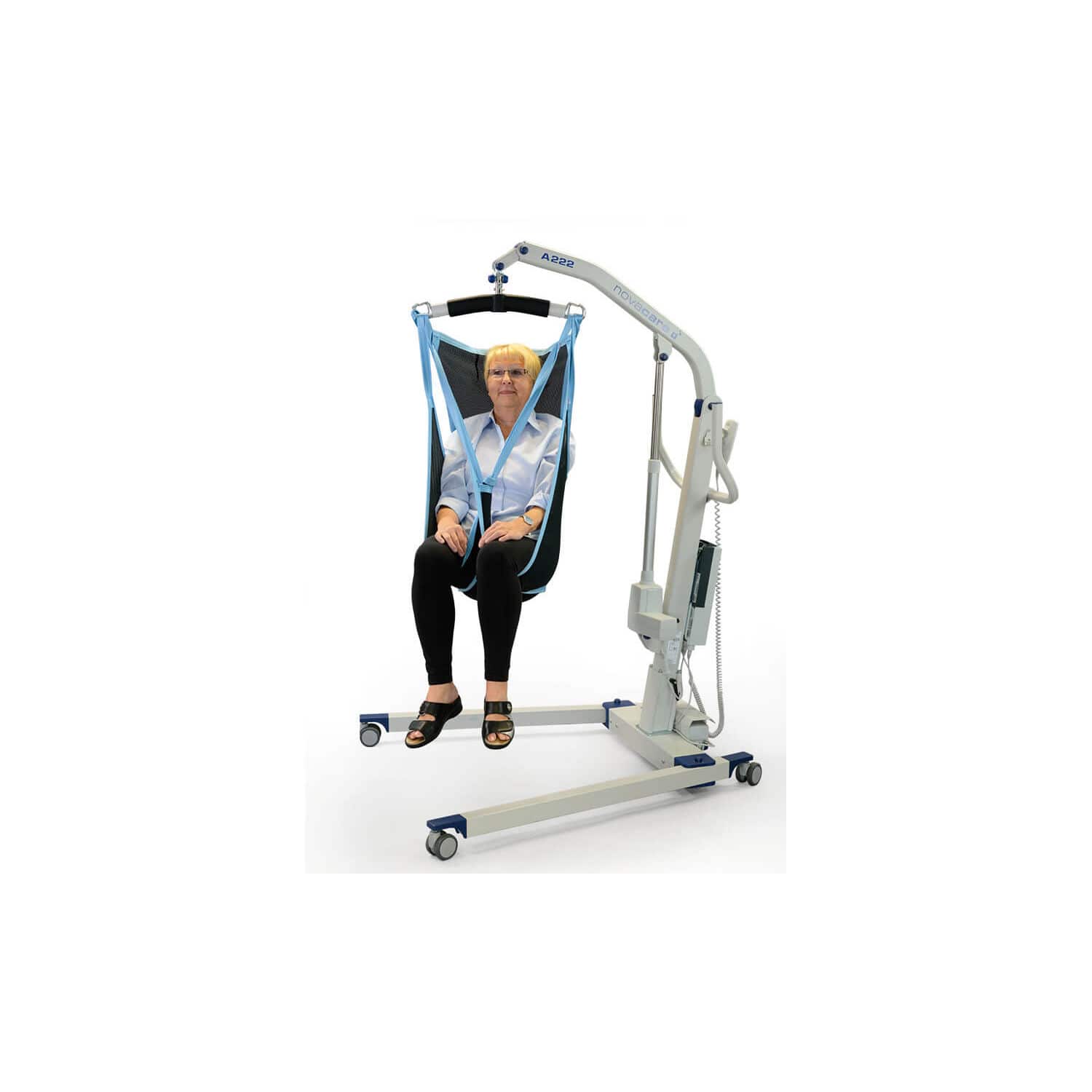 Elektrischer Patientenlifter - ProLift A 222 - Novacare - auf Rollen ...
